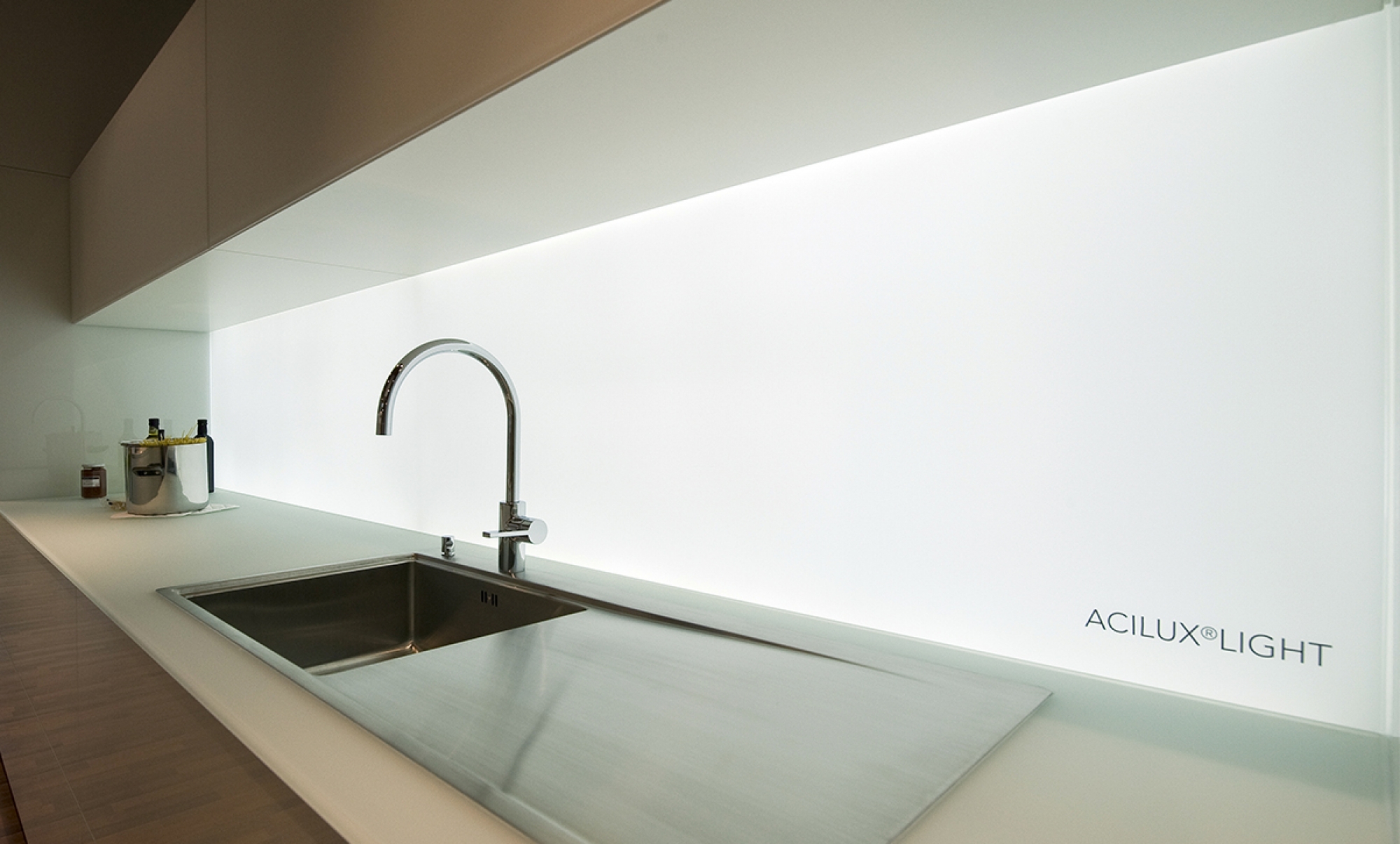 Decorated, backlit and lasered glass - Galvolux